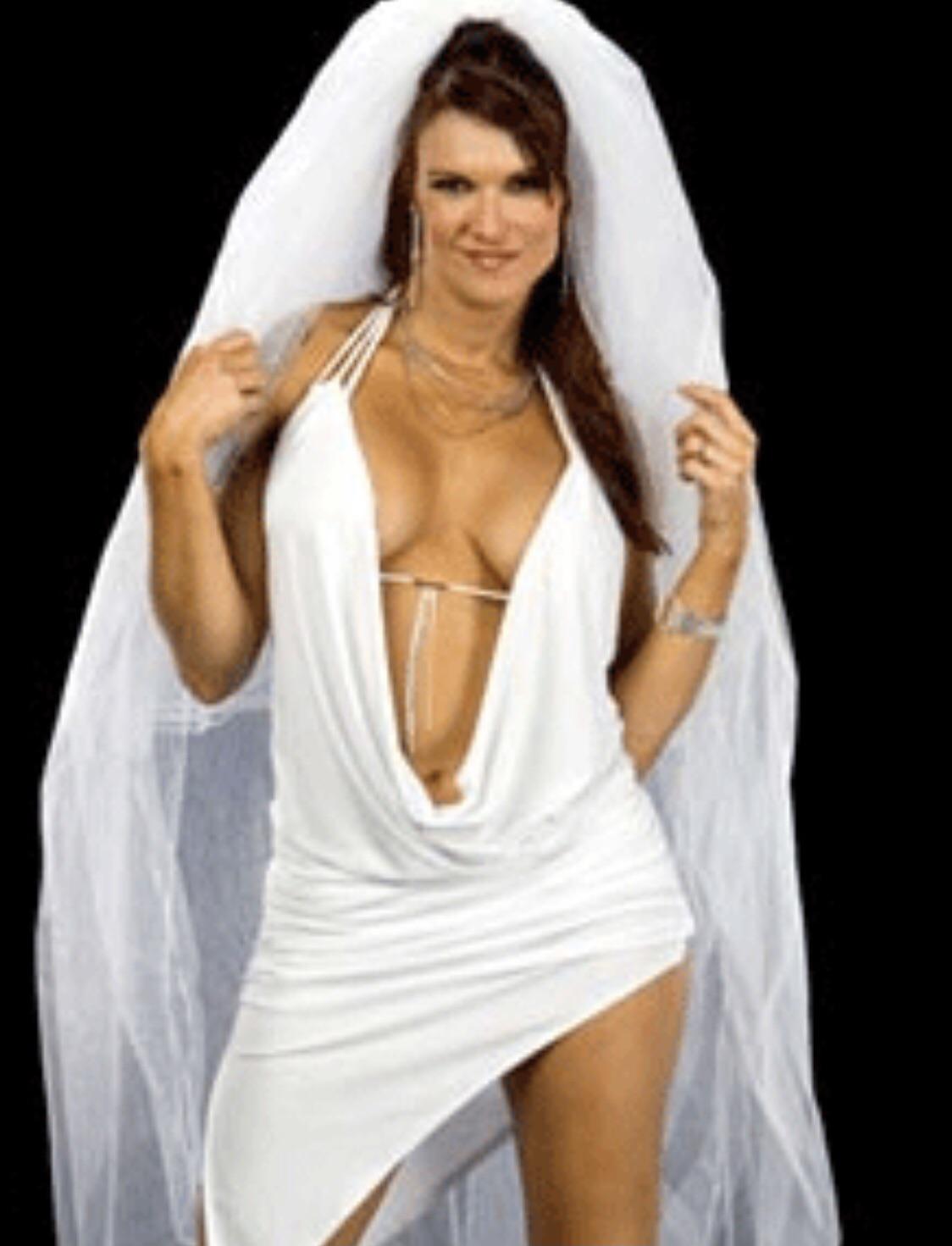 Lita the hot bride? | Scrolller