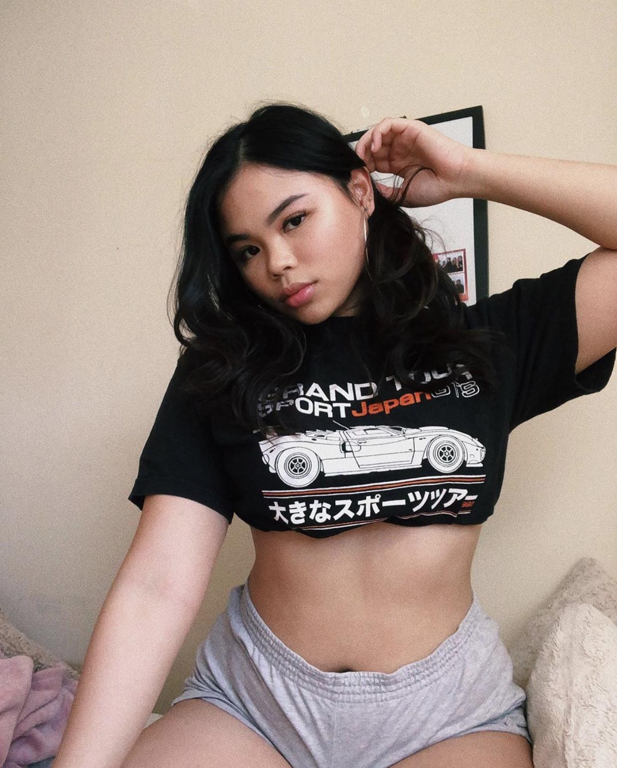 Little plaything | Scrolller