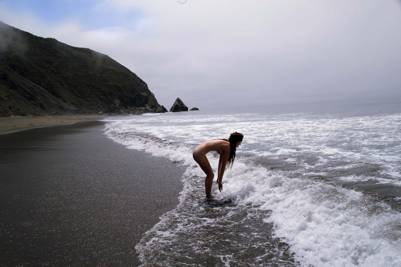 Little waves | Scrolller