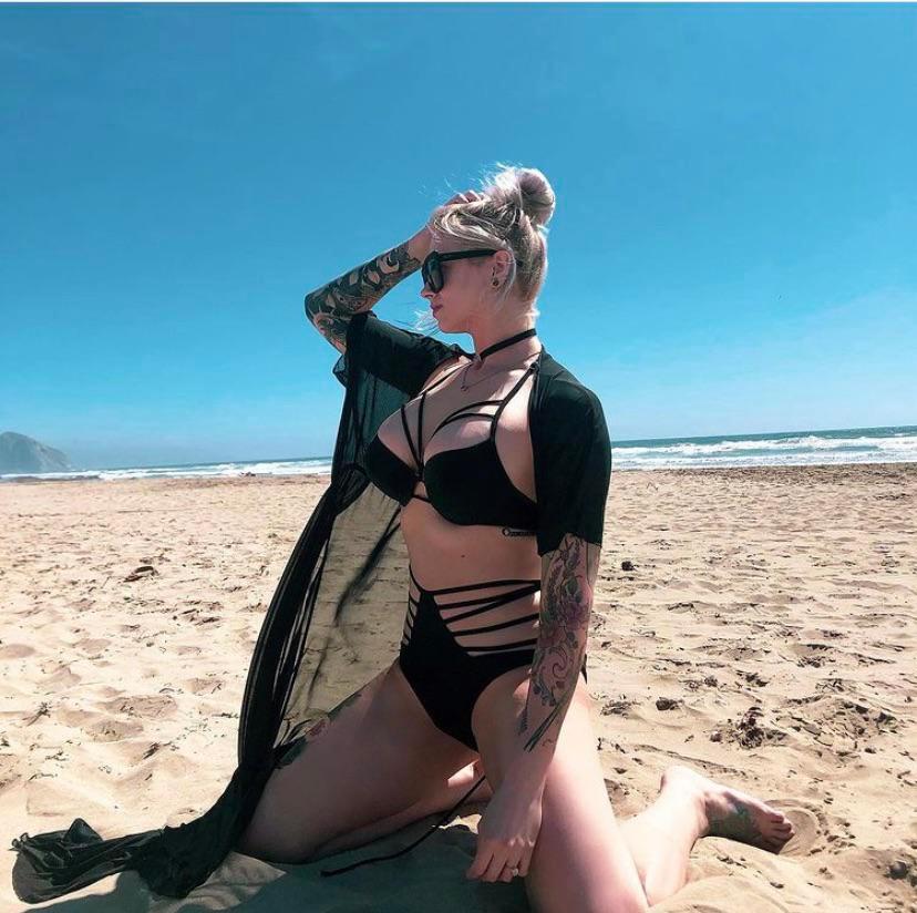 Locals only🚨 | Scrolller