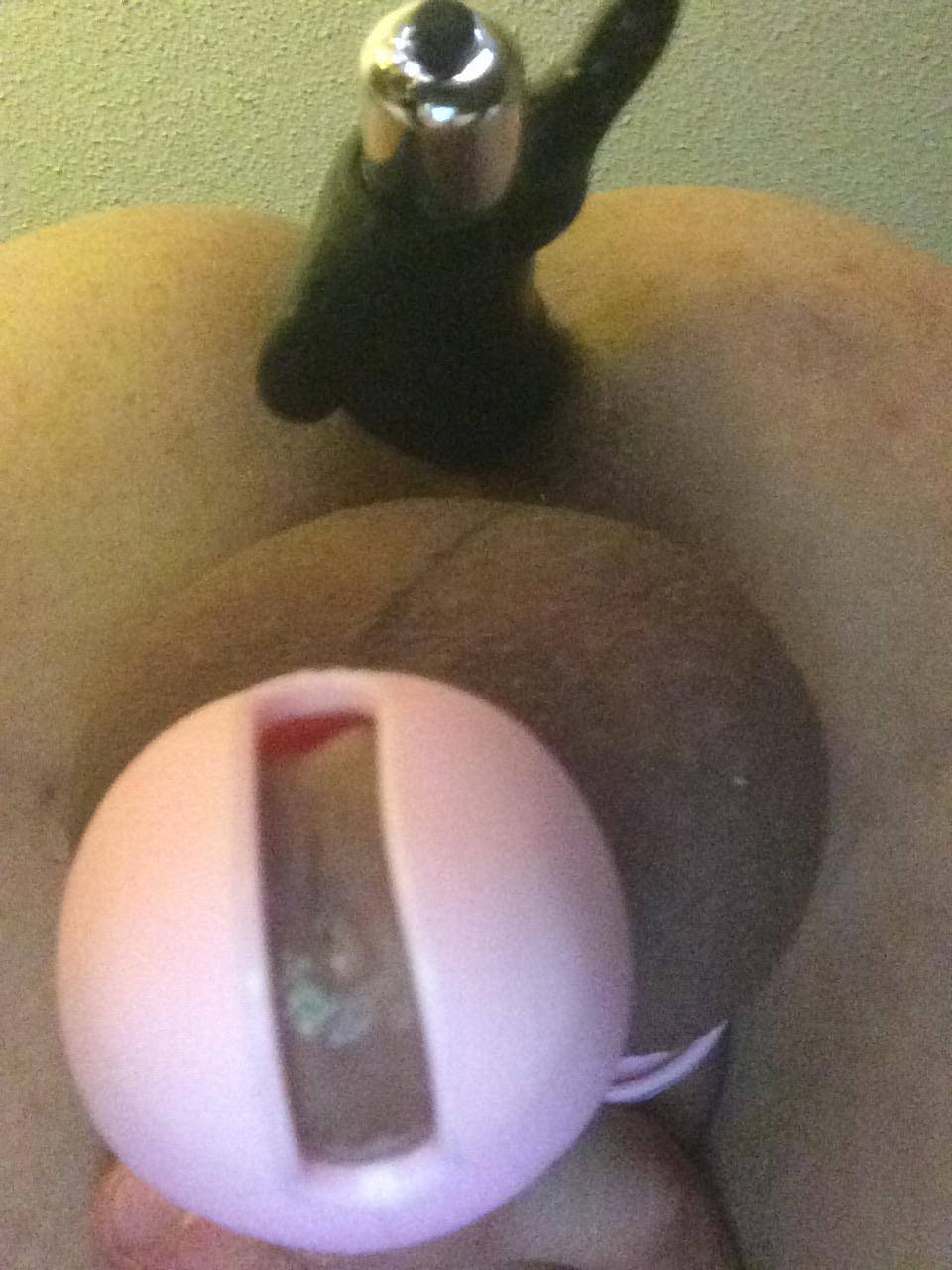 Locked and leaking | Scrolller