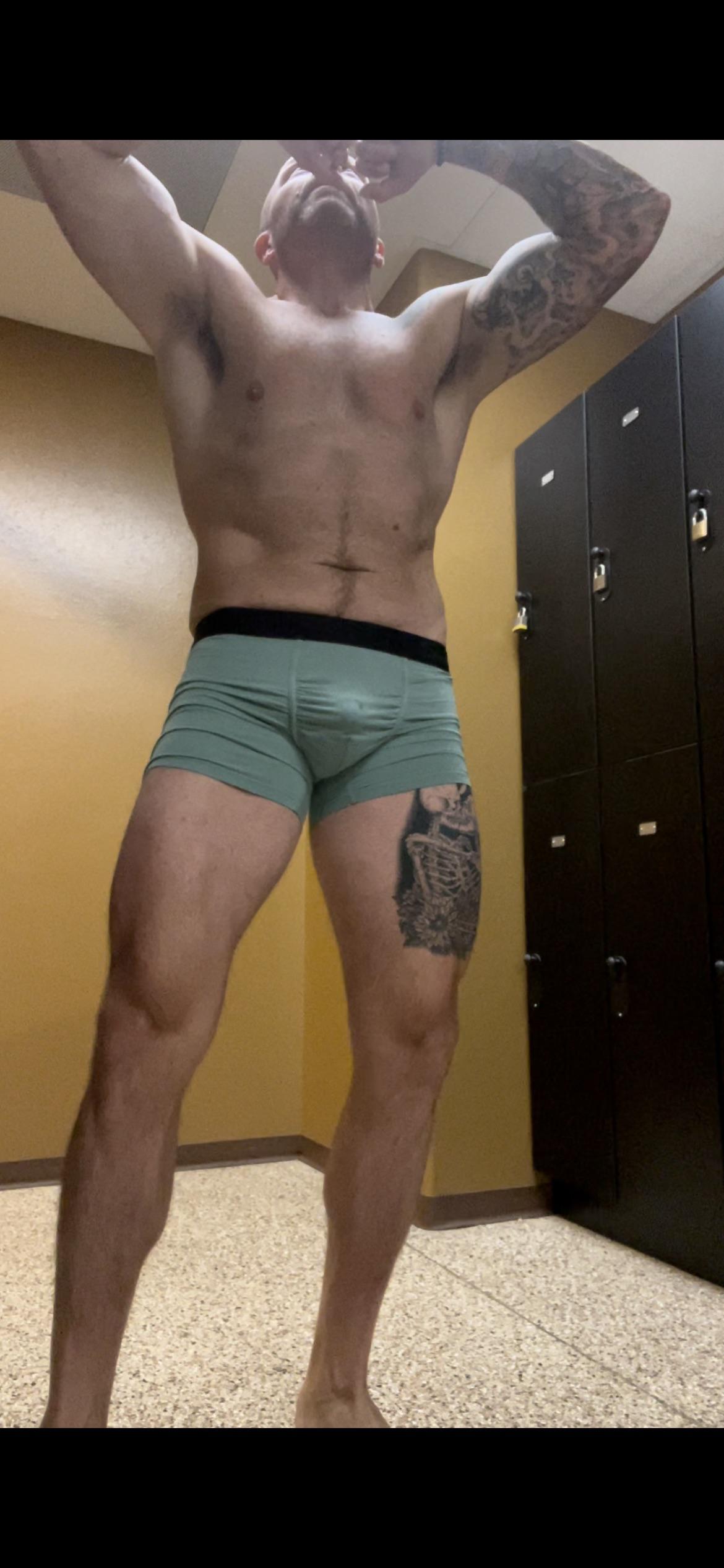 Locker room pic. | Scrolller