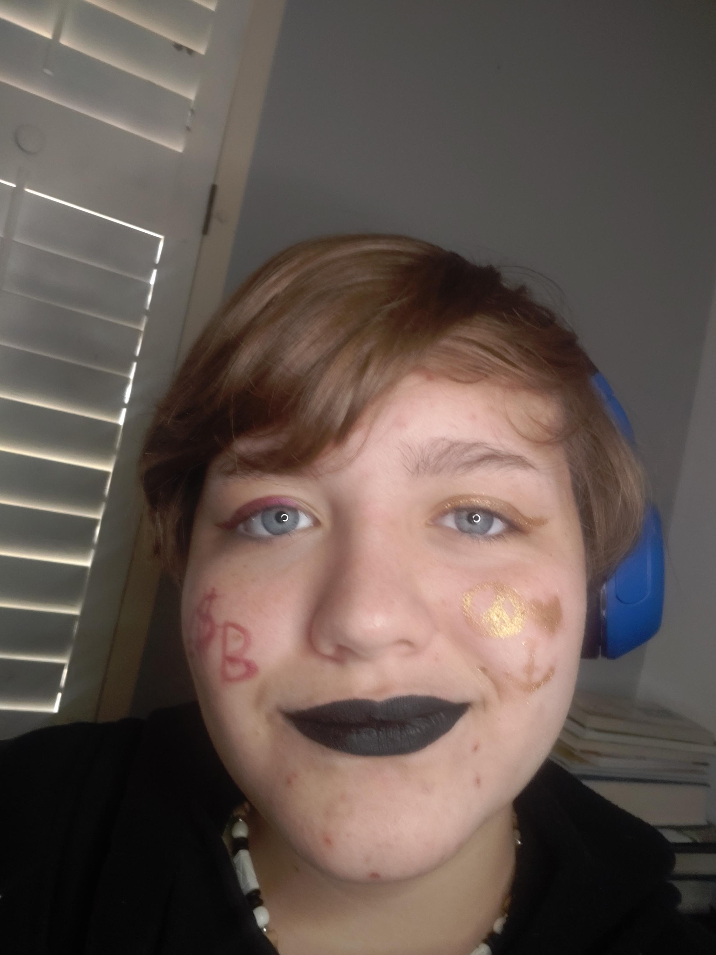 lol some jjba themed makeup for the day lol, sorry the pics are bad, im a little shakey rn ...