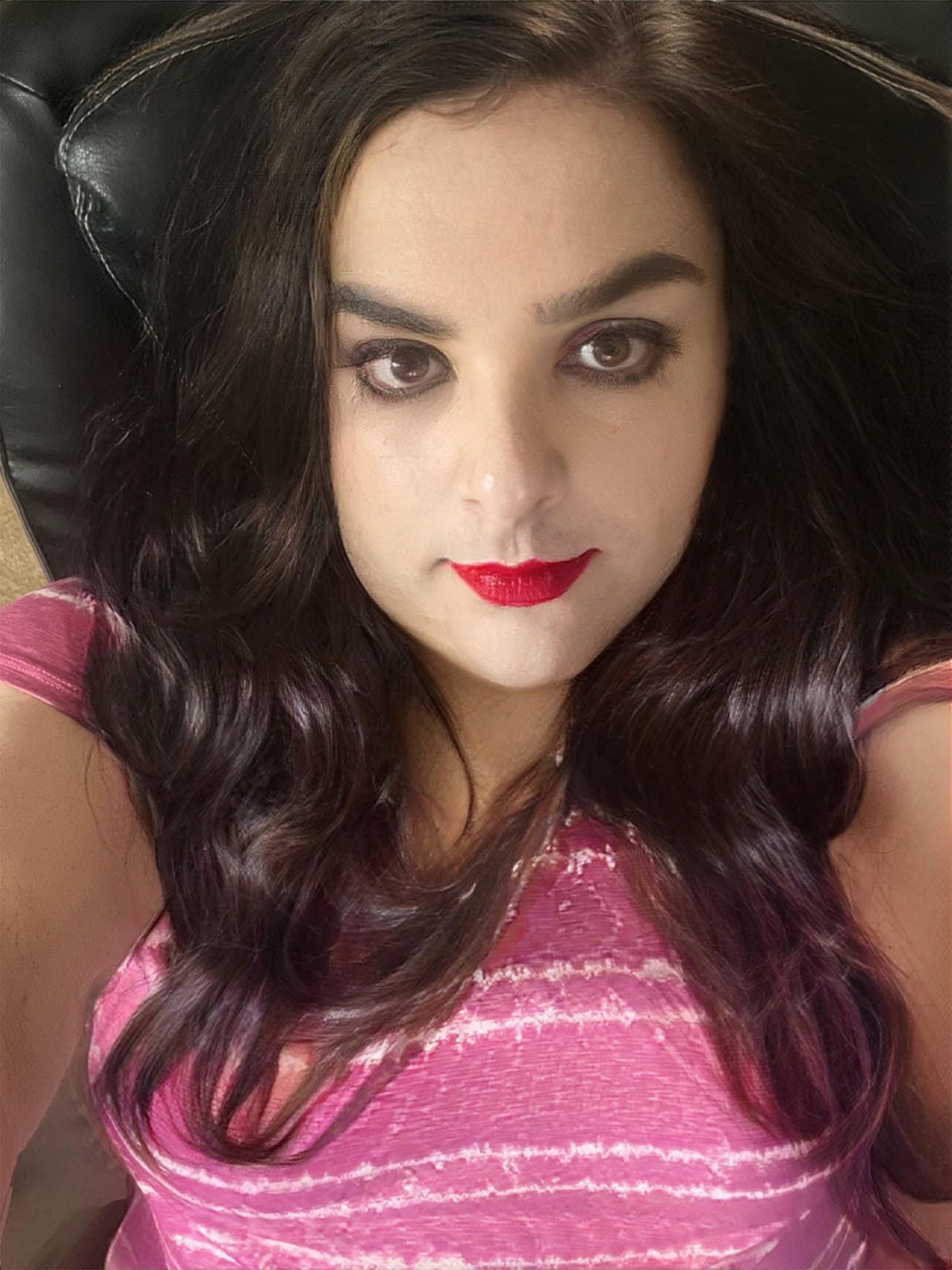 Lonely night | Scrolller