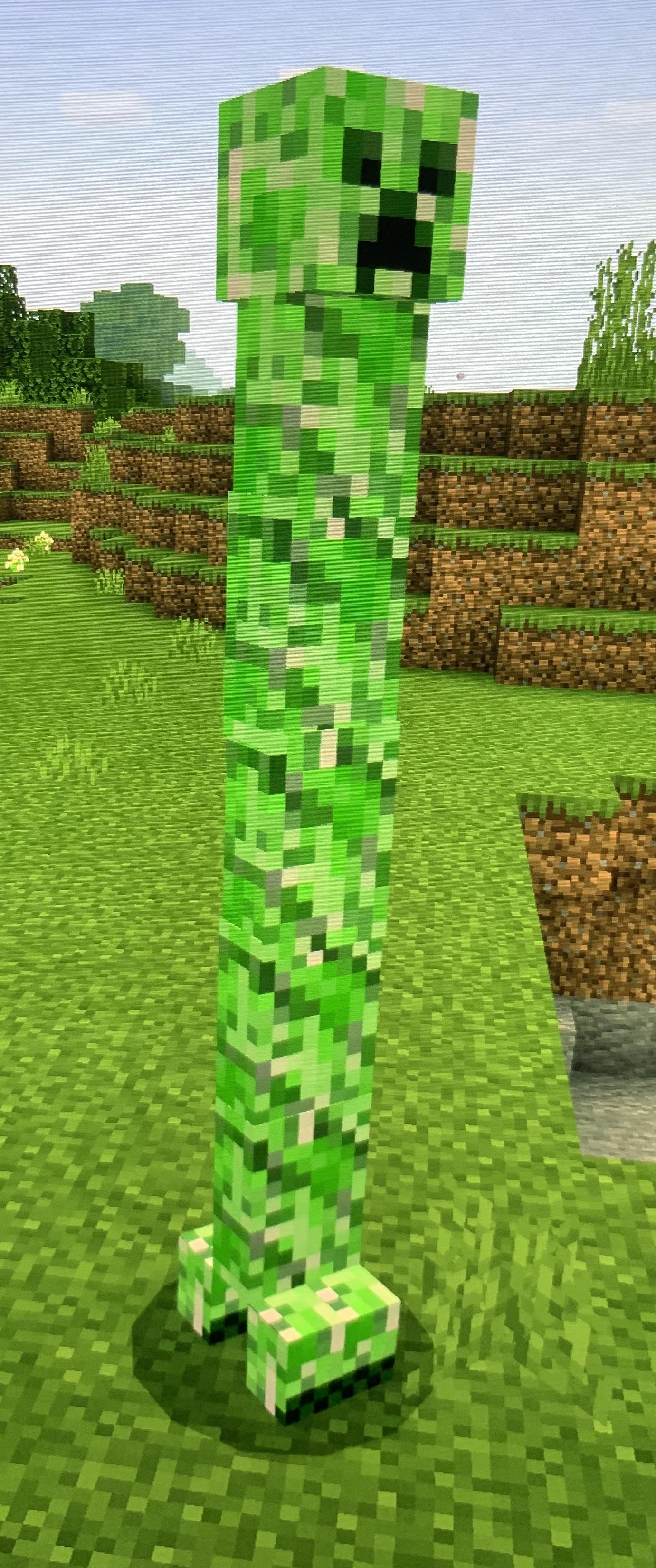 Long Creeper | Scrolller