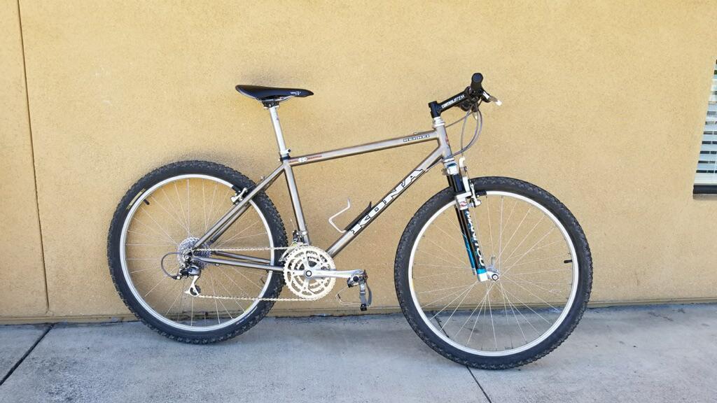 Look what came into my shop today! An all original, unridden 1990s titanium Kona Hei Hei with ...