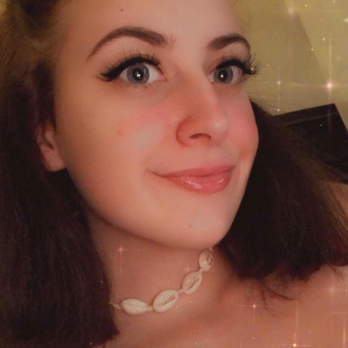 Looking For An Obedient Sissy Slave😈 Im F21 With 4yrs Experience
