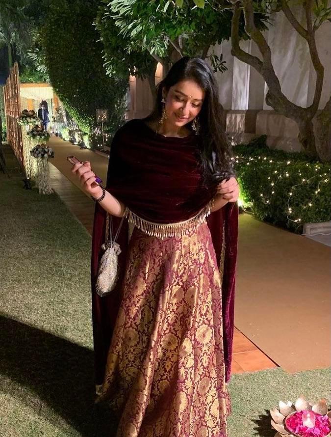 Looking for couple to trade with. Kik: ambitious3824 | Scrolller