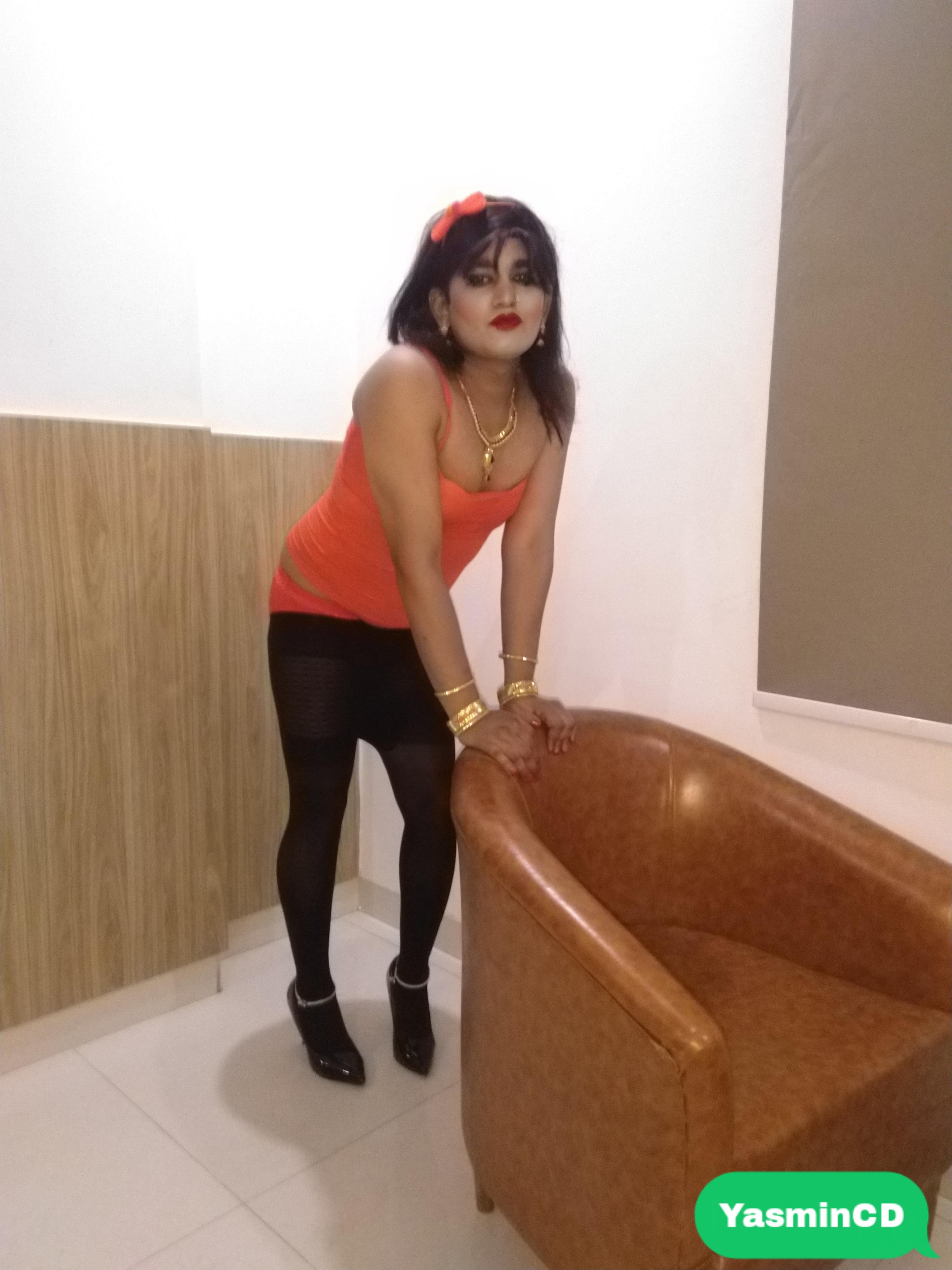 Looking For Geniune And Decent 💋👰 Scrolller