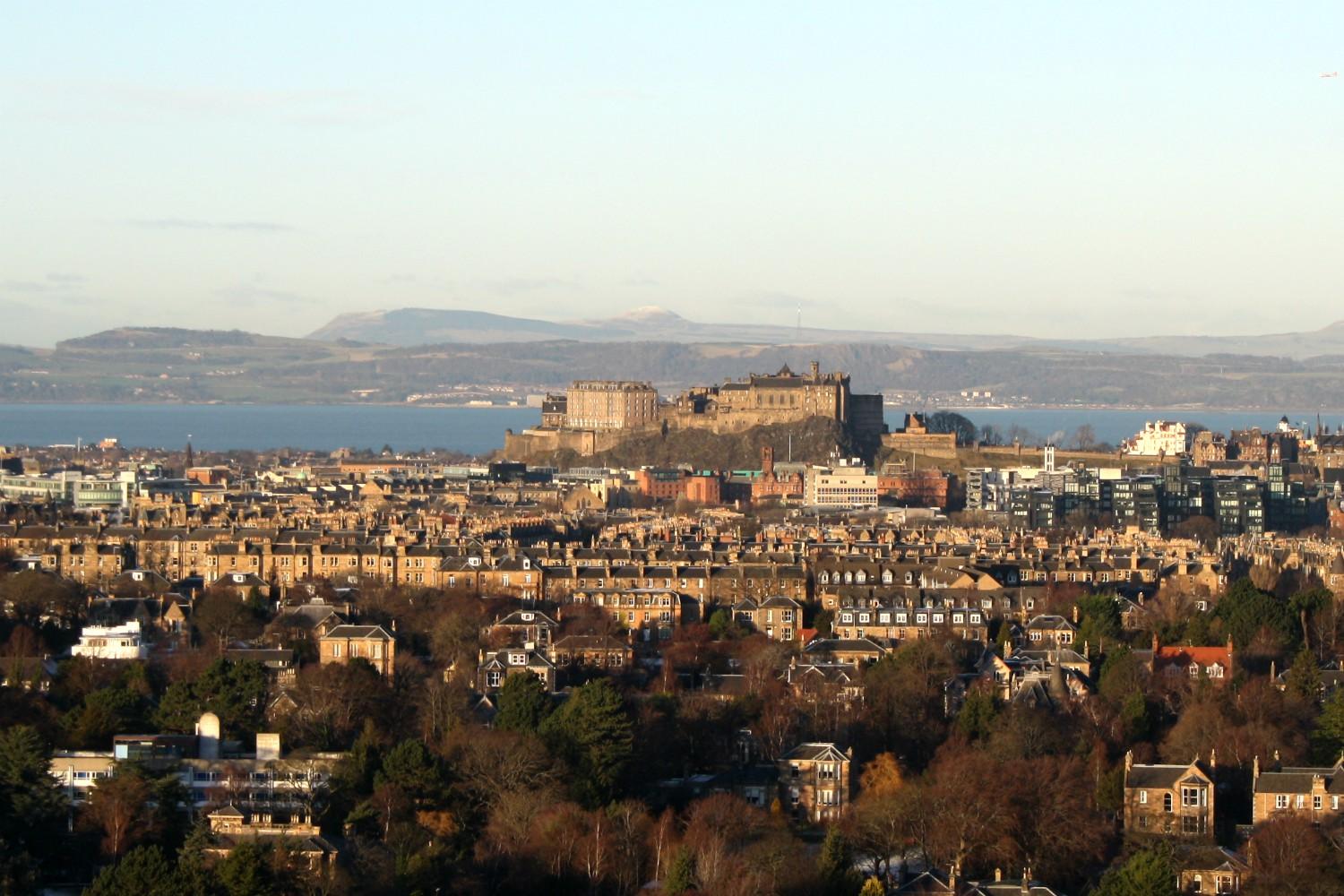 Looking to Edinburgh Castle (from Blackford Hill) | Scrolller