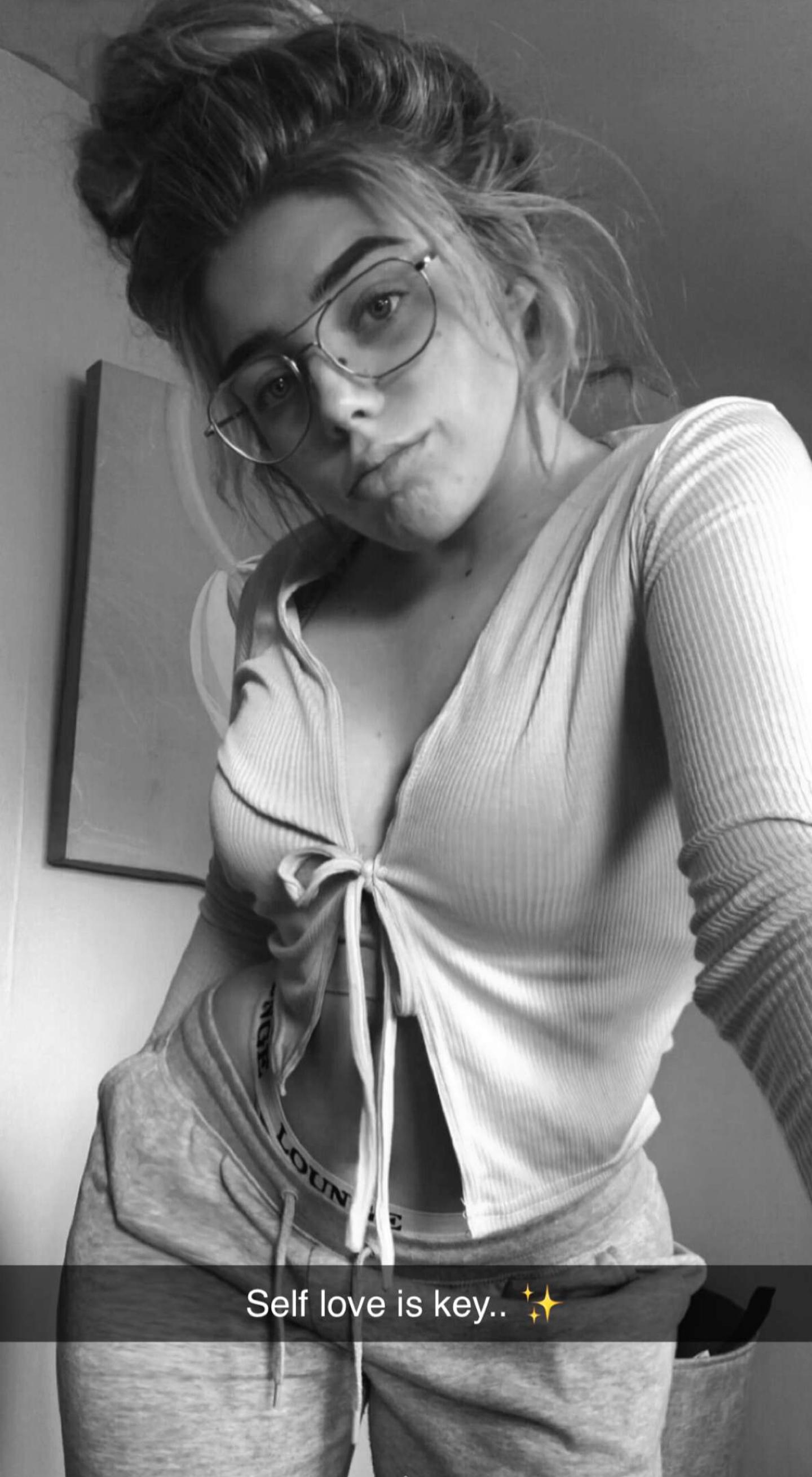 Lounge underwear making an appearance | Scrolller