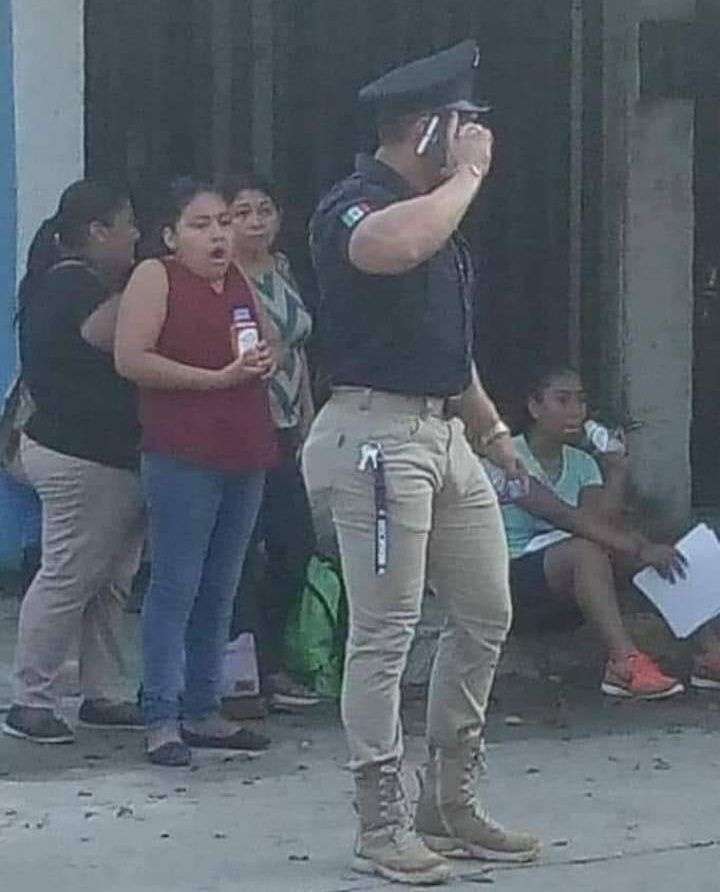 Love the police | Scrolller