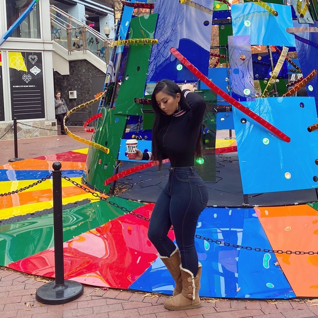 Love those curves | Scrolller