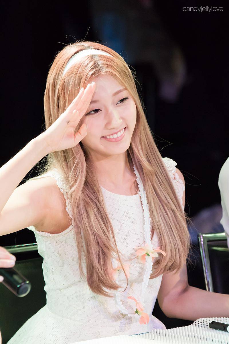 Lovelyz - Yein | Scrolller