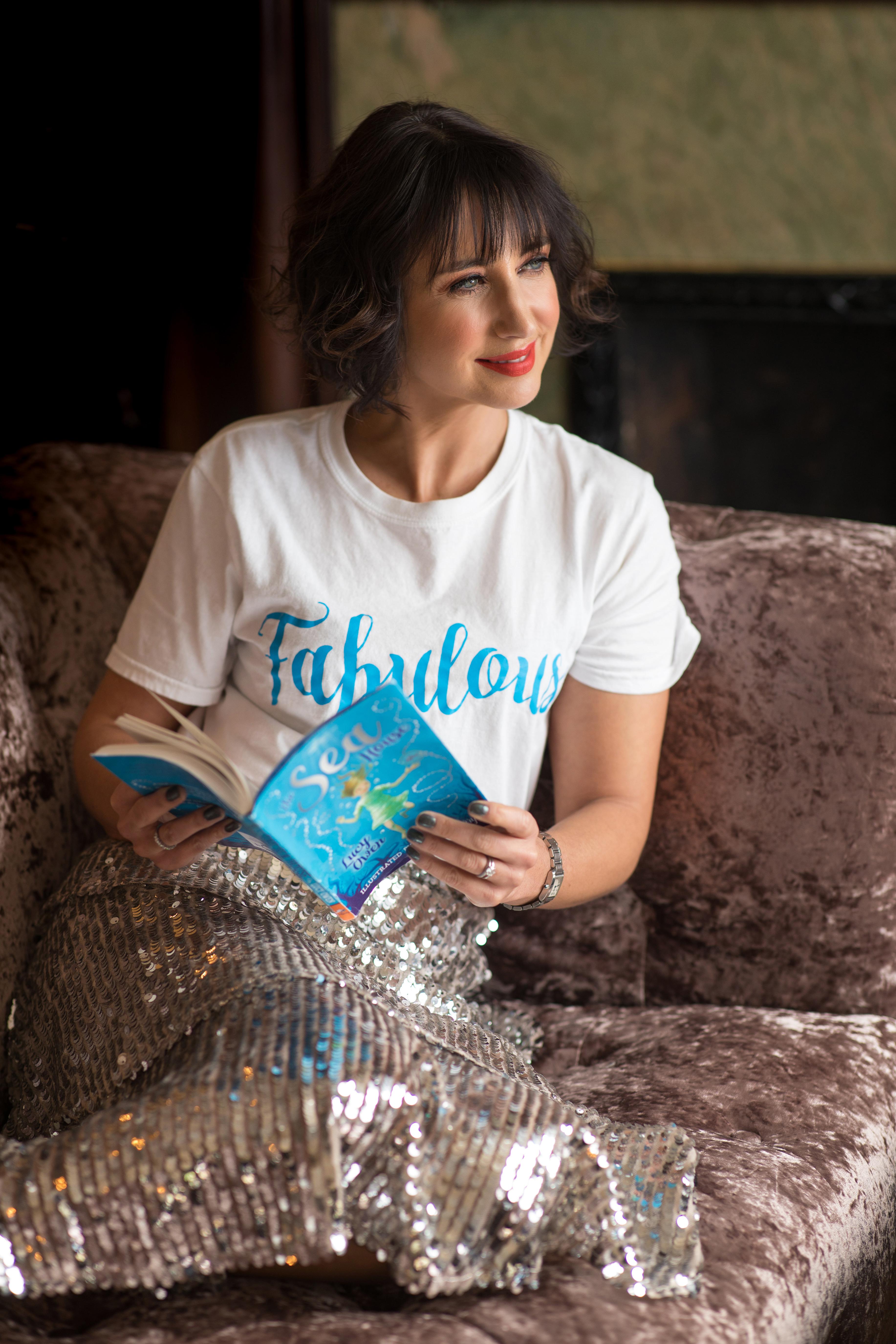 Lucy Owen reading | Scrolller