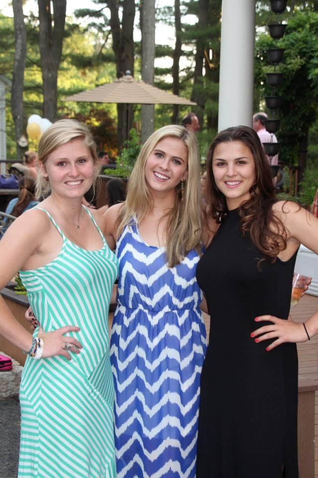 Lunch date! | Scrolller