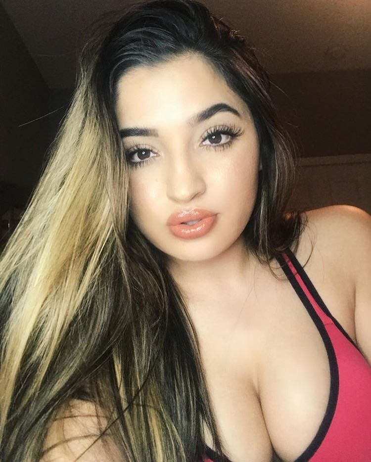 Luscious | Scrolller