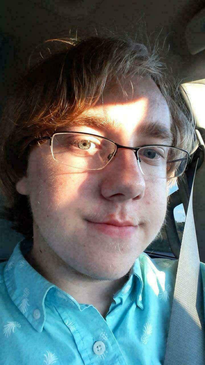 M 19 am I ugly? | Scrolller