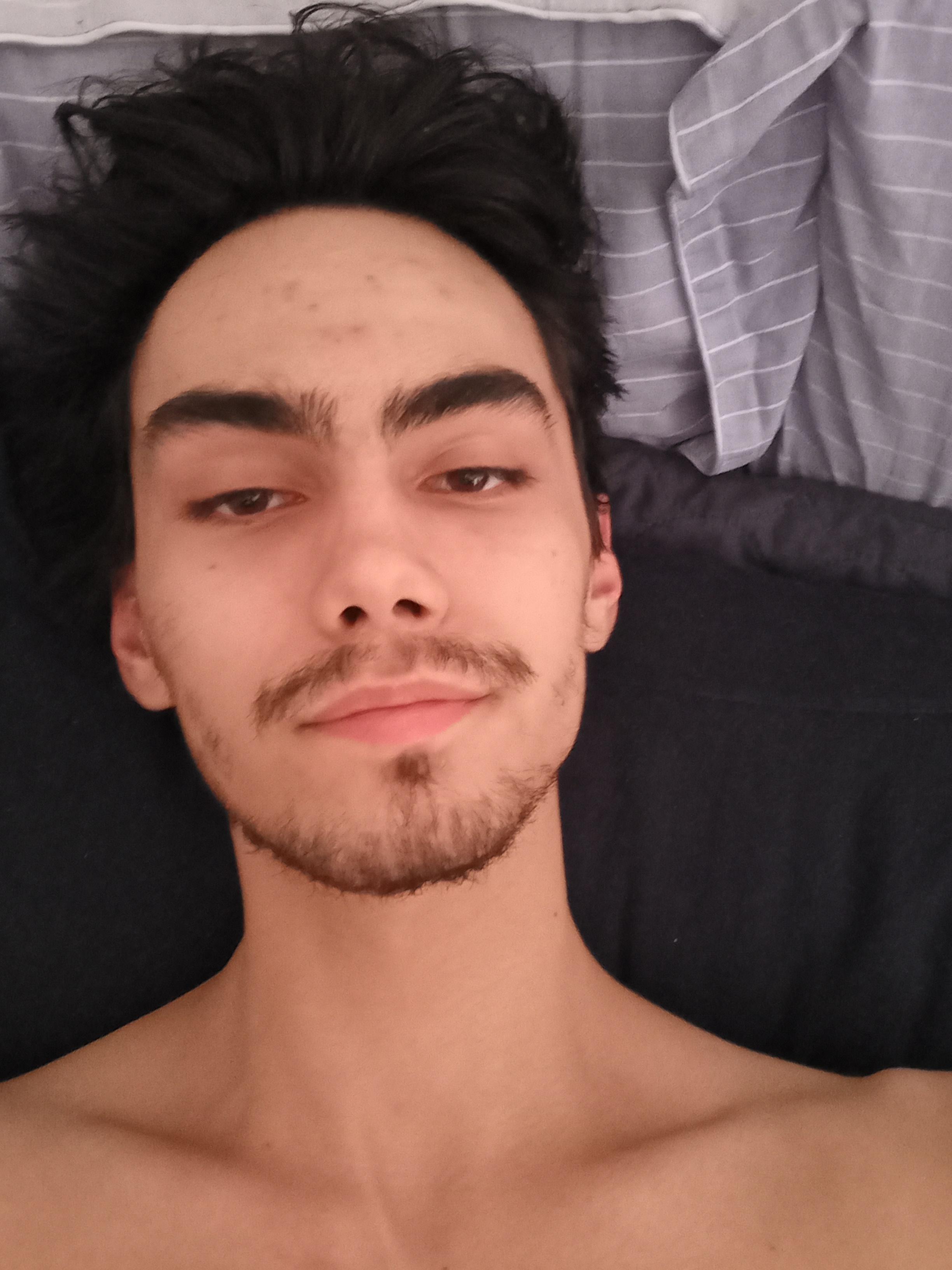 M21 am I hot | Scrolller