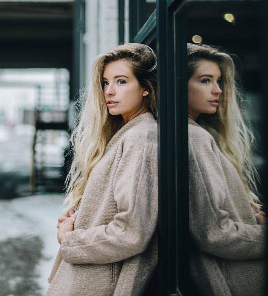 Maddy Perinovic - Off White Jacket | Scrolller