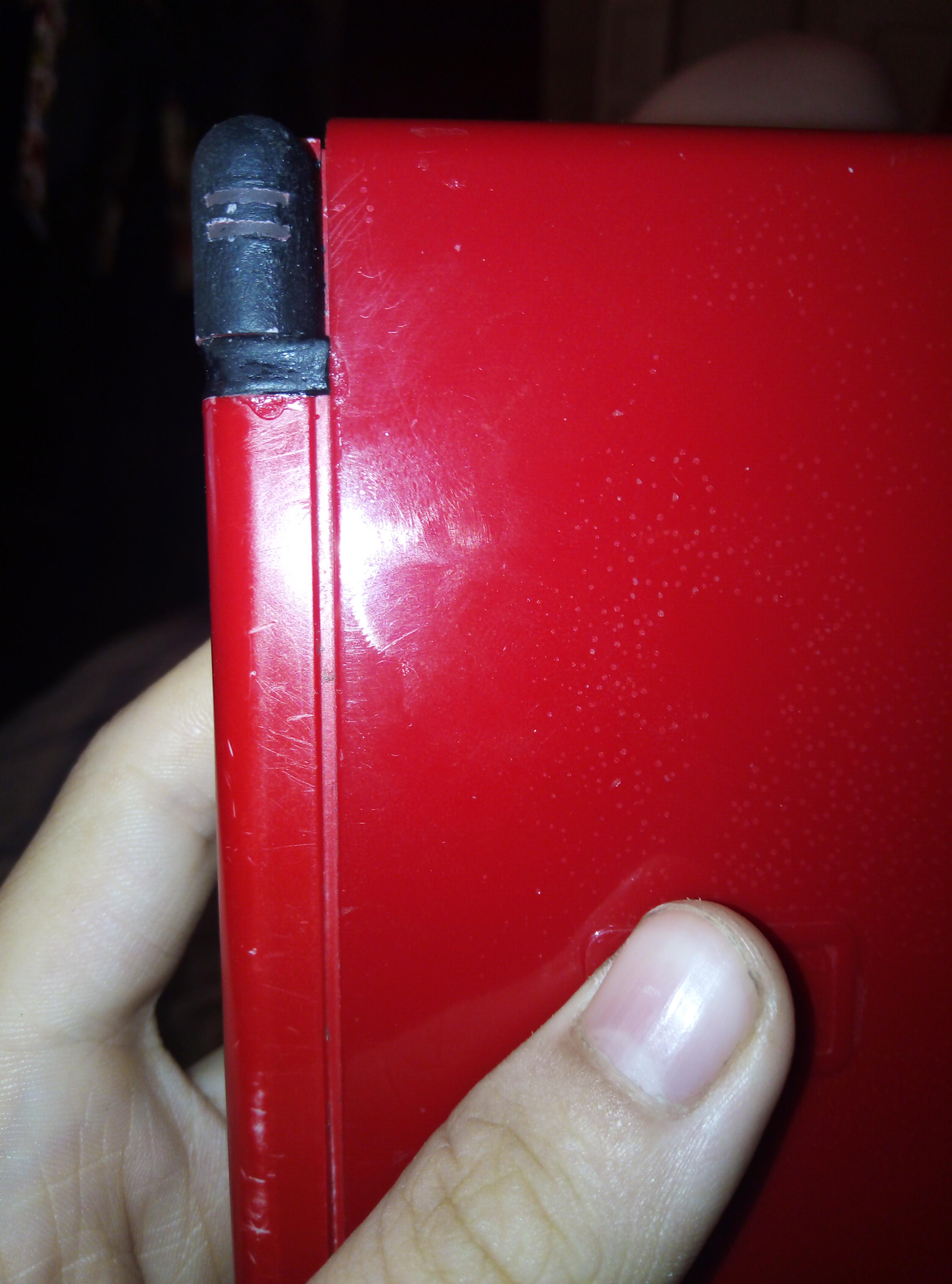 Made something to cover my broken hinge | Scrolller