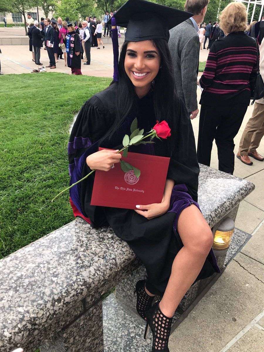 Madison Gesiotto, Miss Ohio 2014 graduated yesterday, smart and stunning | Scrolller