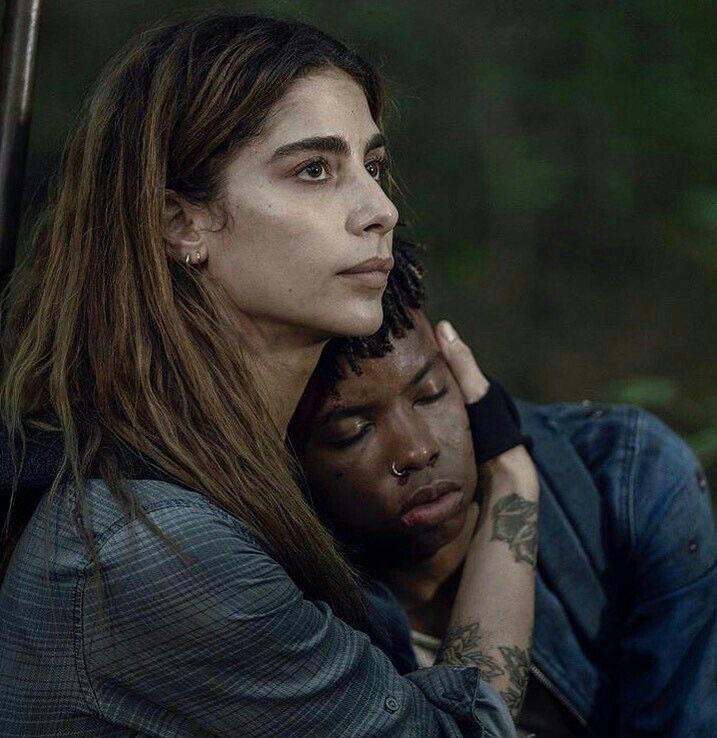 Magna and Kelly | Scrolller