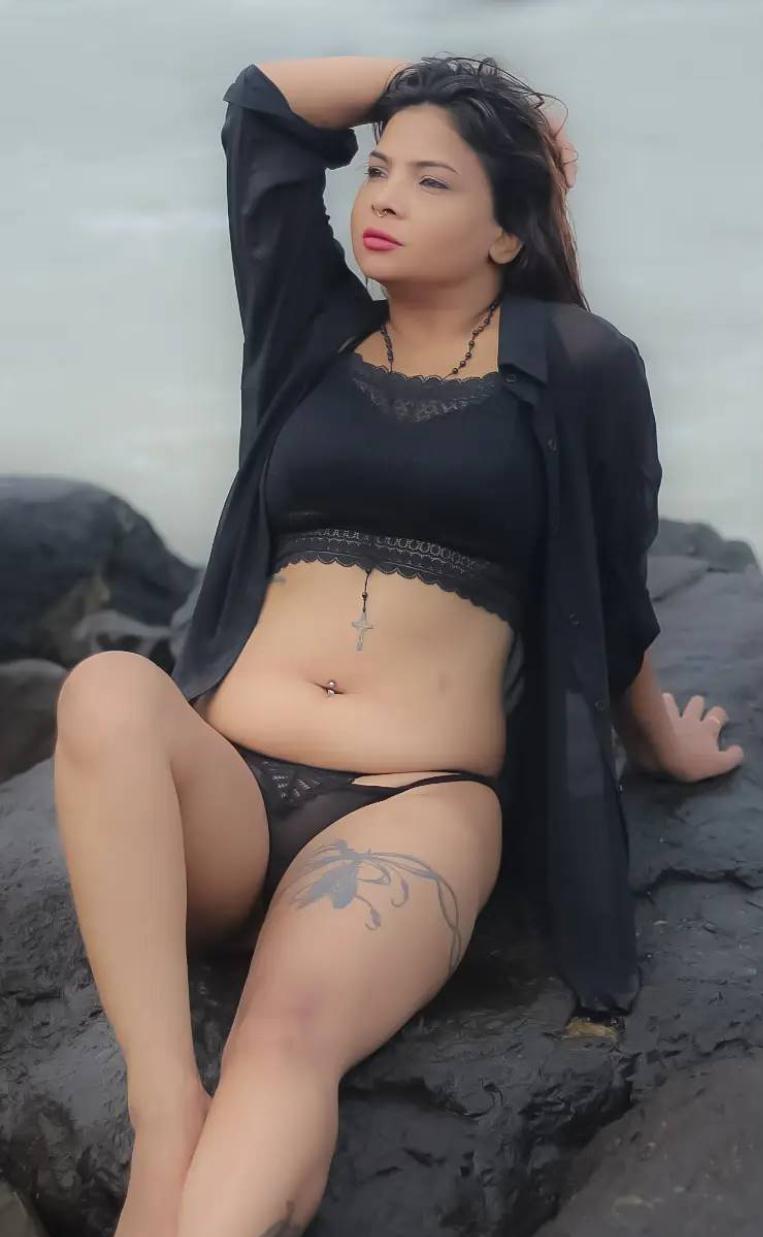 Mahi Kaur navel in black top and panty with shirt | Scrolller