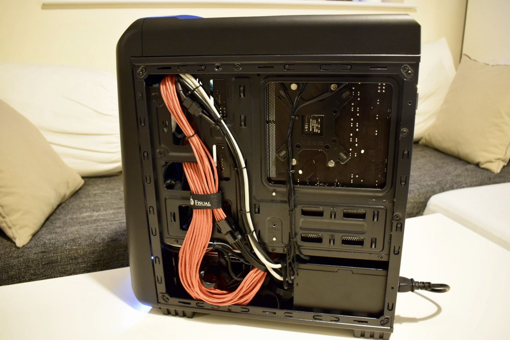Making amends with proper cable management. | Scrolller