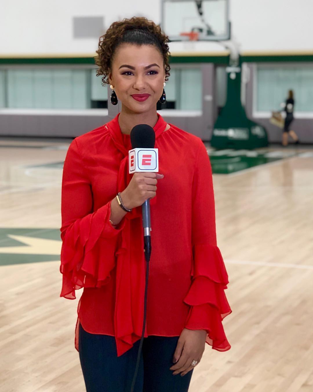 Malika Andrews - ESPN | Scrolller