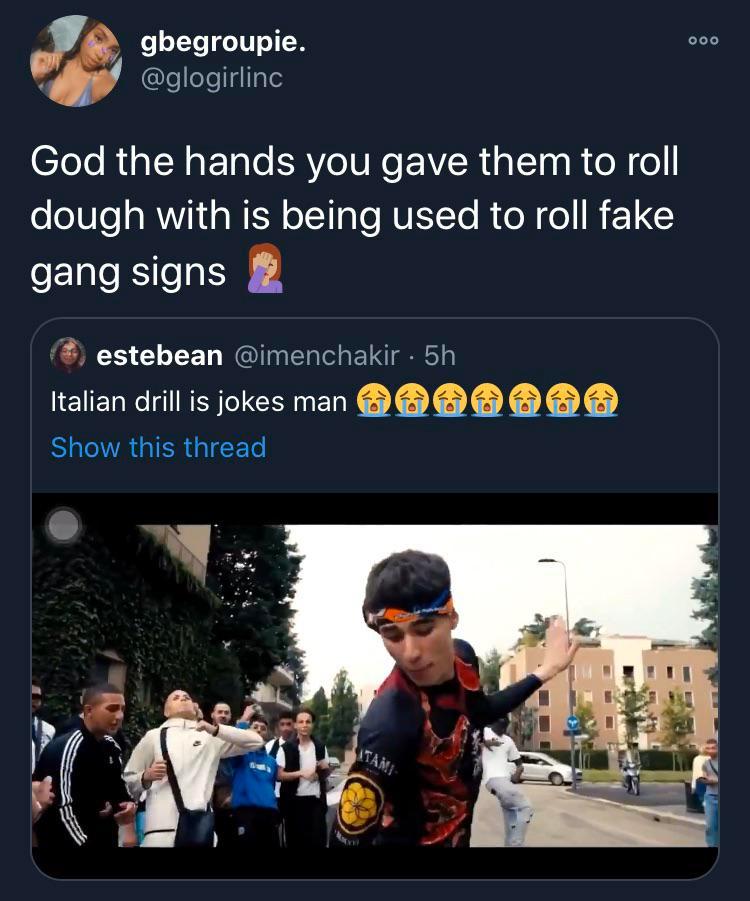 Mamma Mia🤦🏾‍♀️ Scrolller