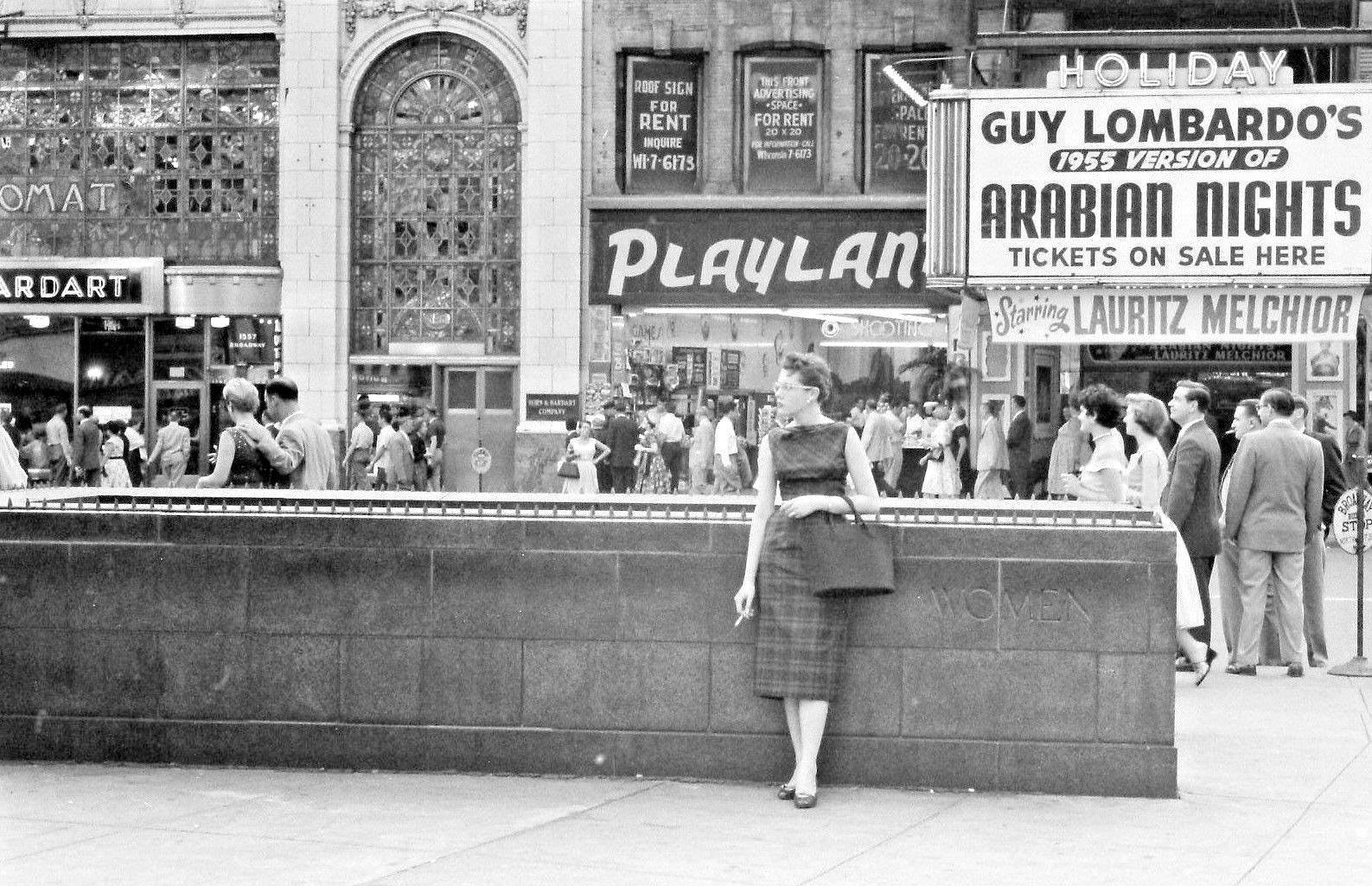 Manhattan, Times Square, 1955 | Scrolller