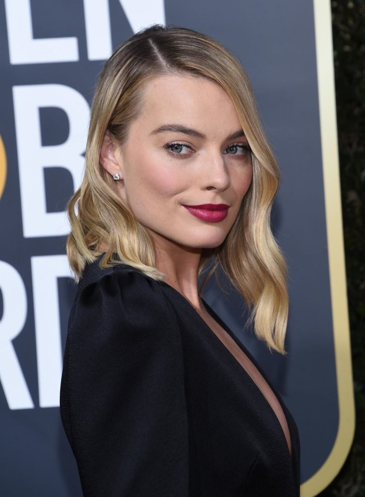 Margot Robbie | Scrolller
