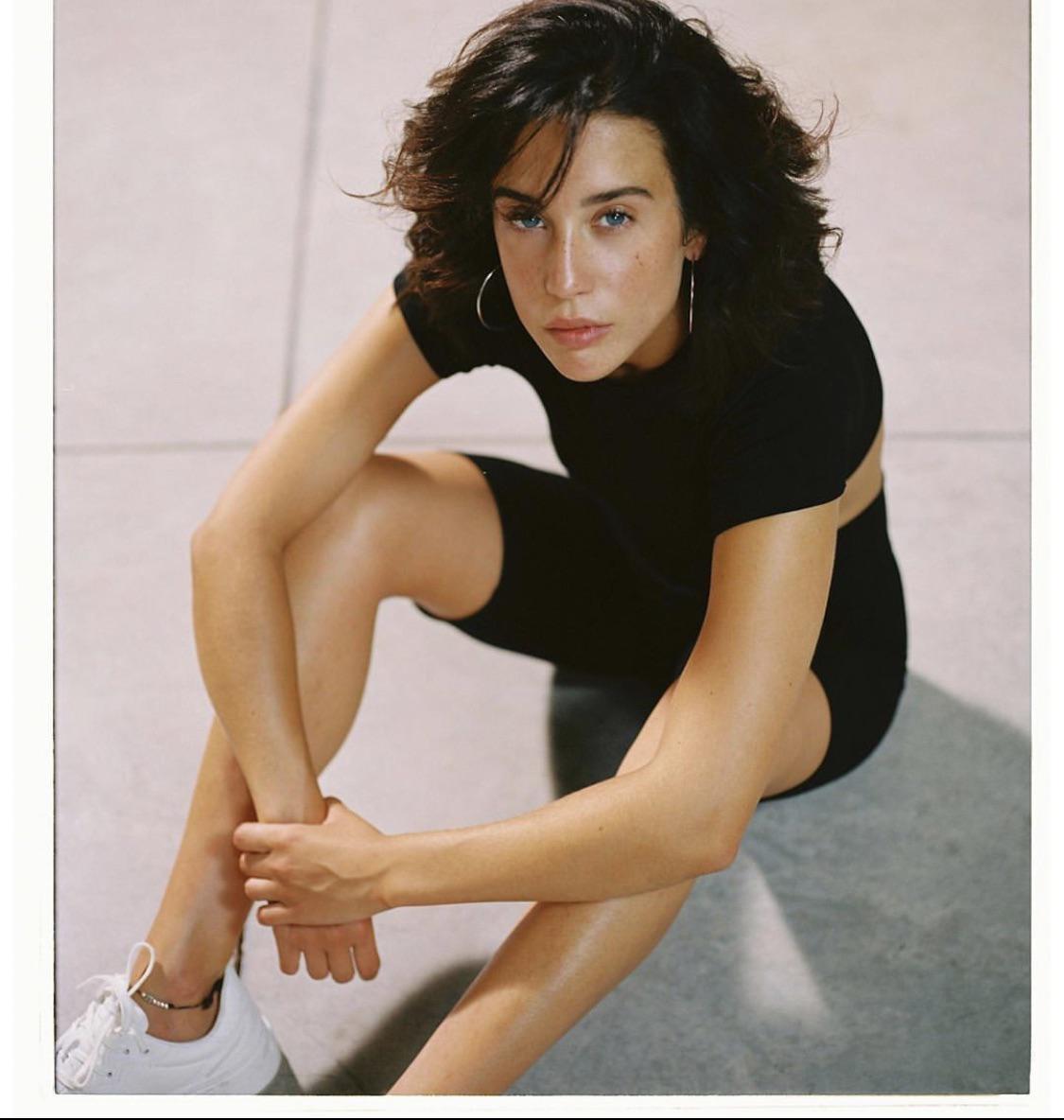 Maria Looking Sexy 🥺😍 | Scrolller