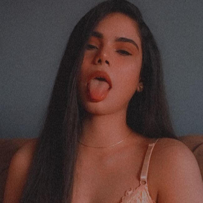 Mariam Chaudhary | Scrolller