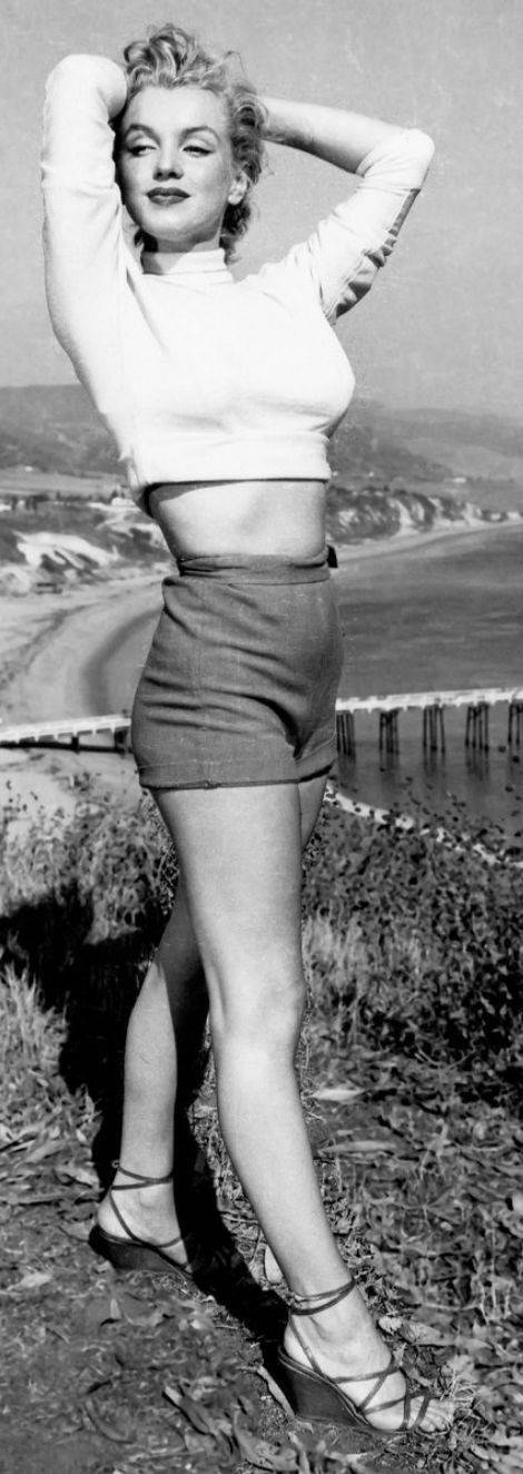 Marilyn Monroe Scrolller 4775