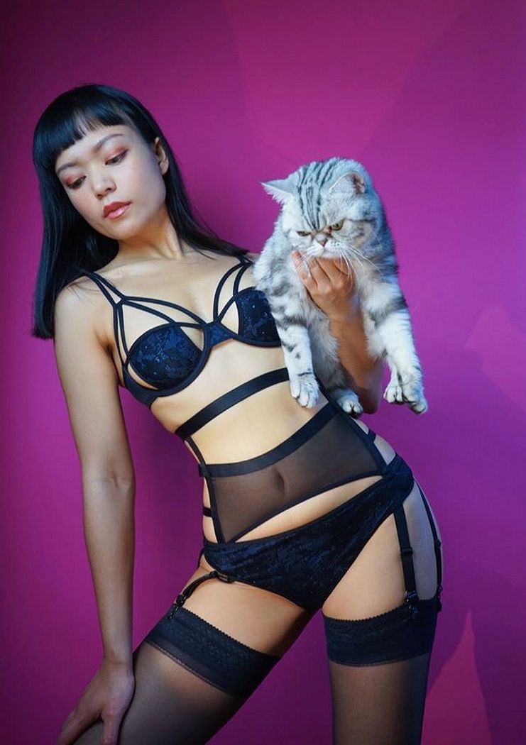 Marlies Dekkers Lingerie Model Billie Heybilliebae Scrolller