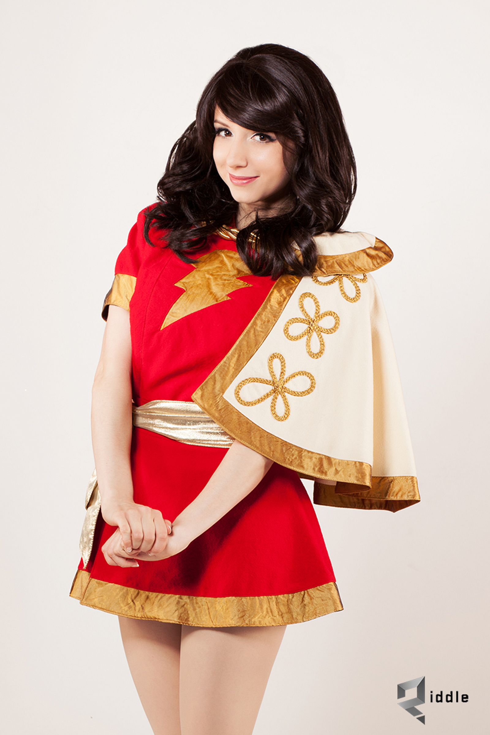 Mary Marvel | Scrolller