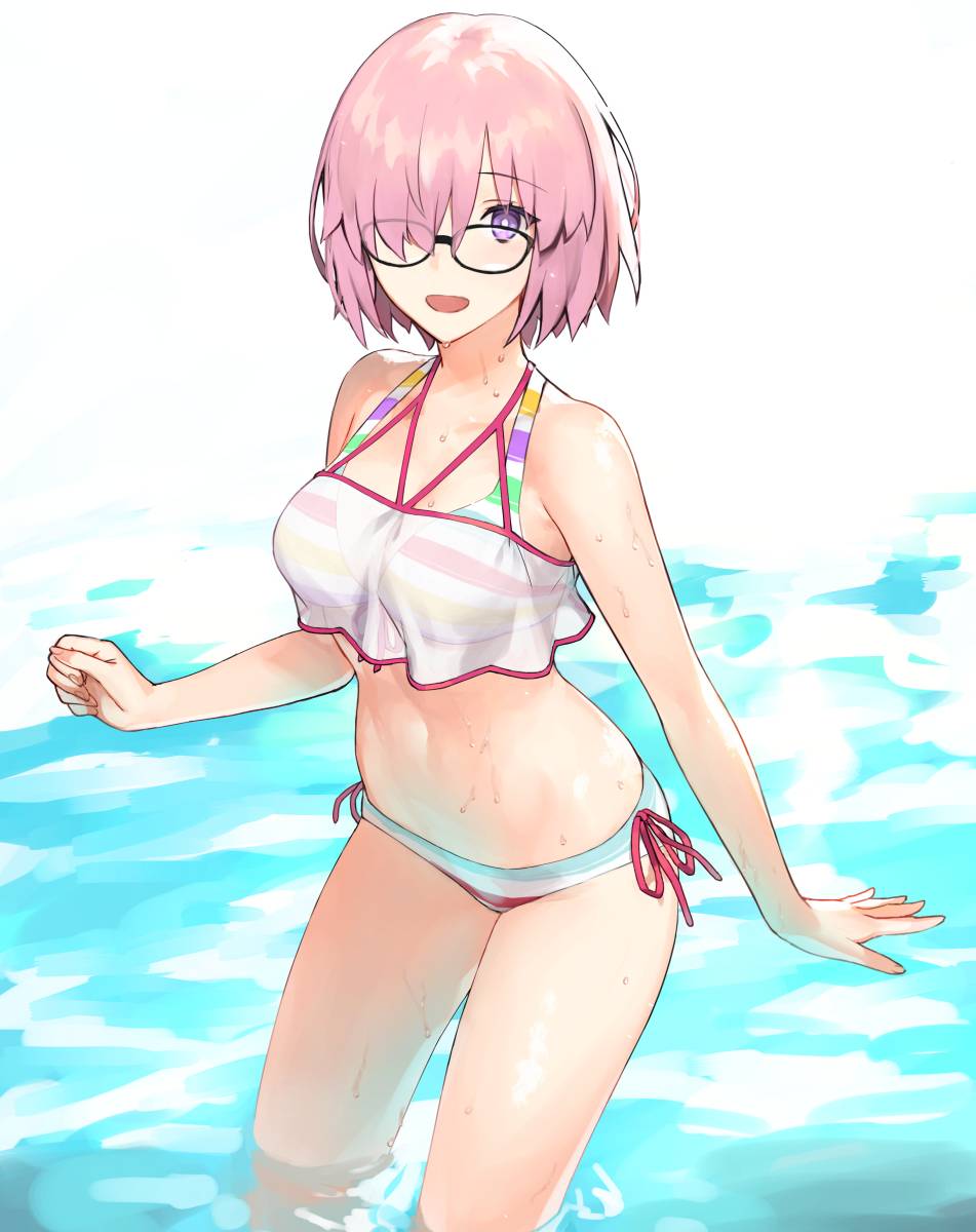 Mash in a bikini | Scrolller