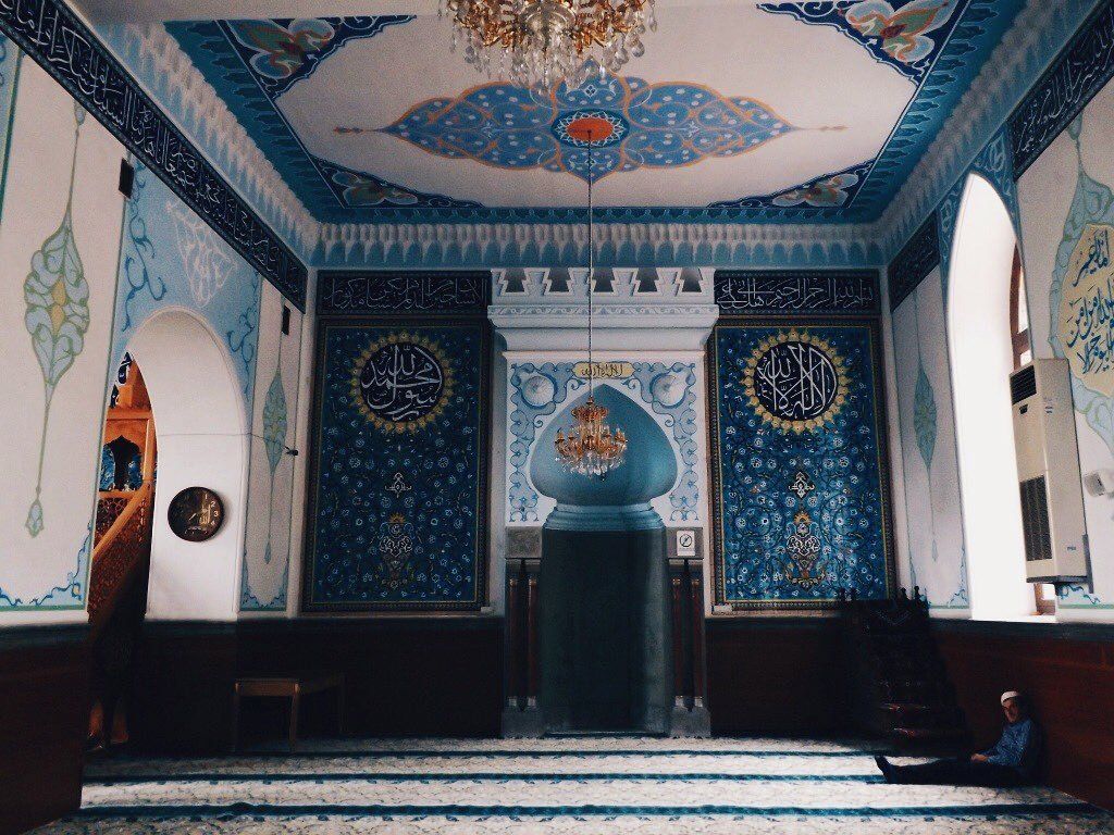 Masjid Interior | Scrolller