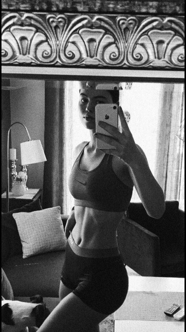 Matilderossum | Scrolller