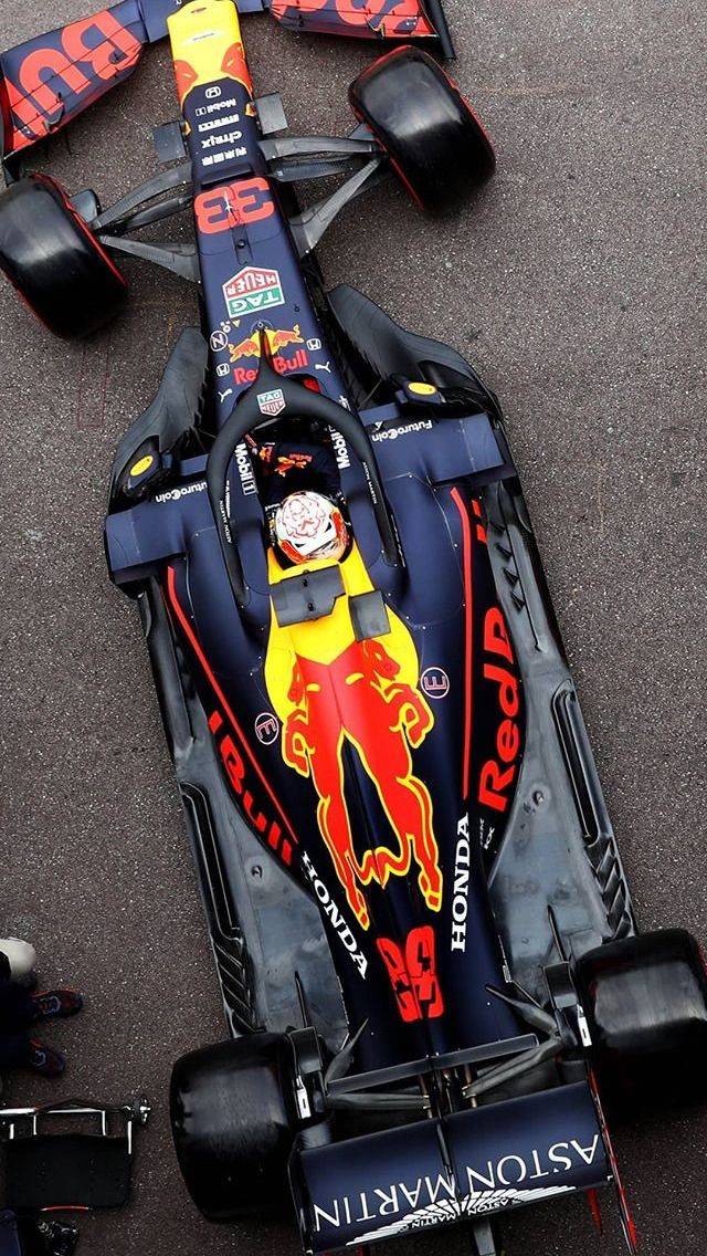Max Verstappen | Scrolller