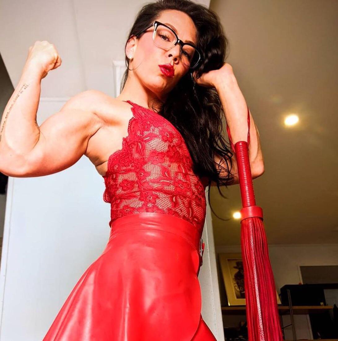 Maxine montgomery (striker) | Scrolller