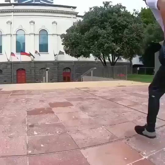 Maybe maybe maybe | Scrolller