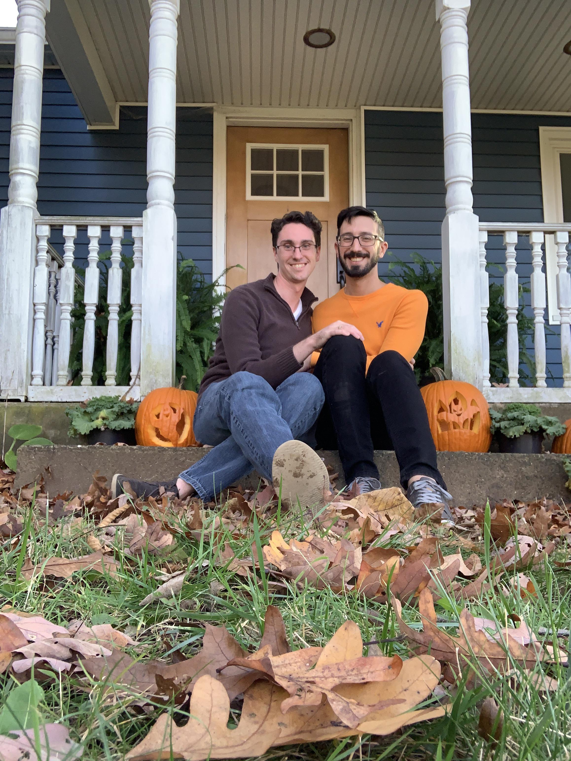 Me and my boyfriend carved pumpkins! | Scrolller