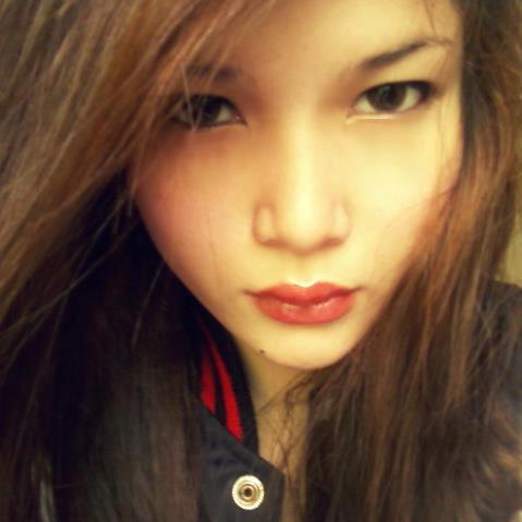 Meet Christine... | Scrolller