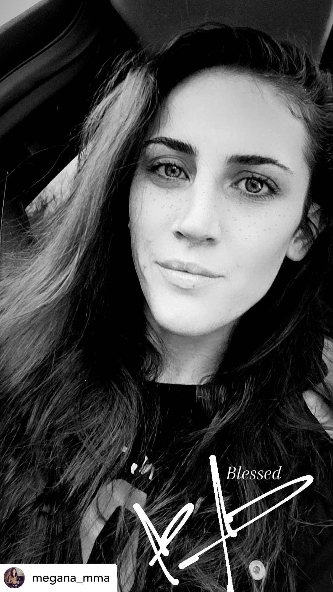 Megan Anderson | Scrolller