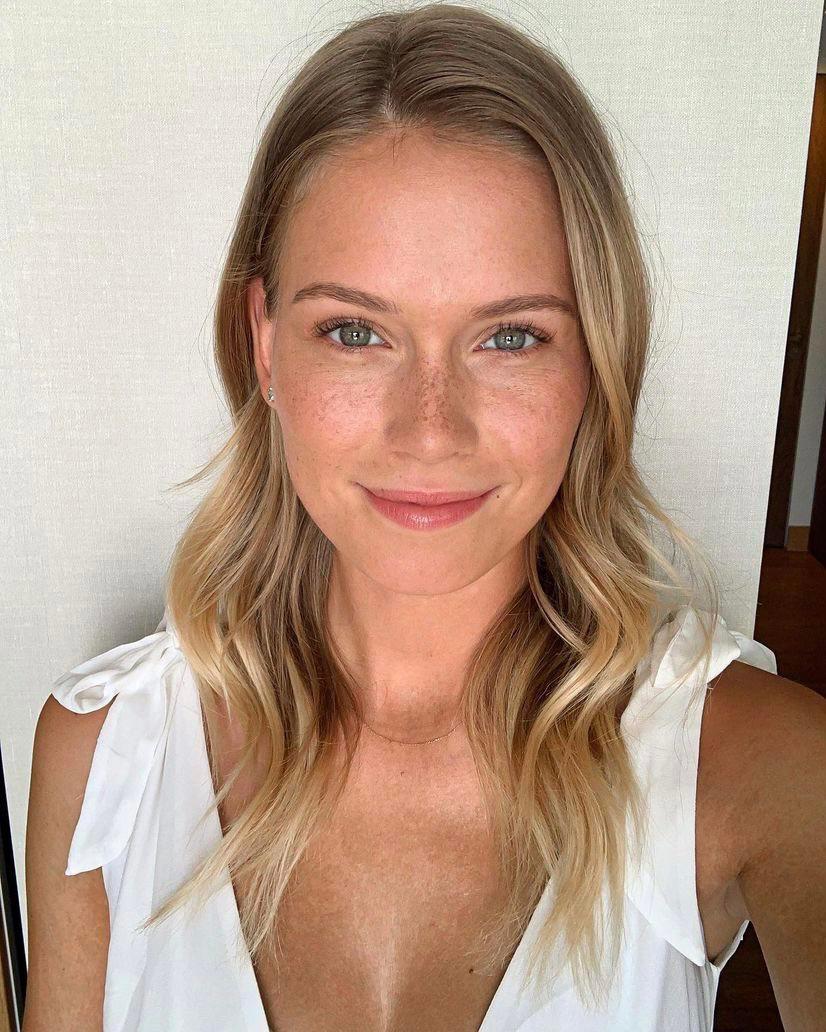 Melanie Kroll | Scrolller