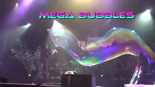 Melody Yang's megabubble | Scrolller