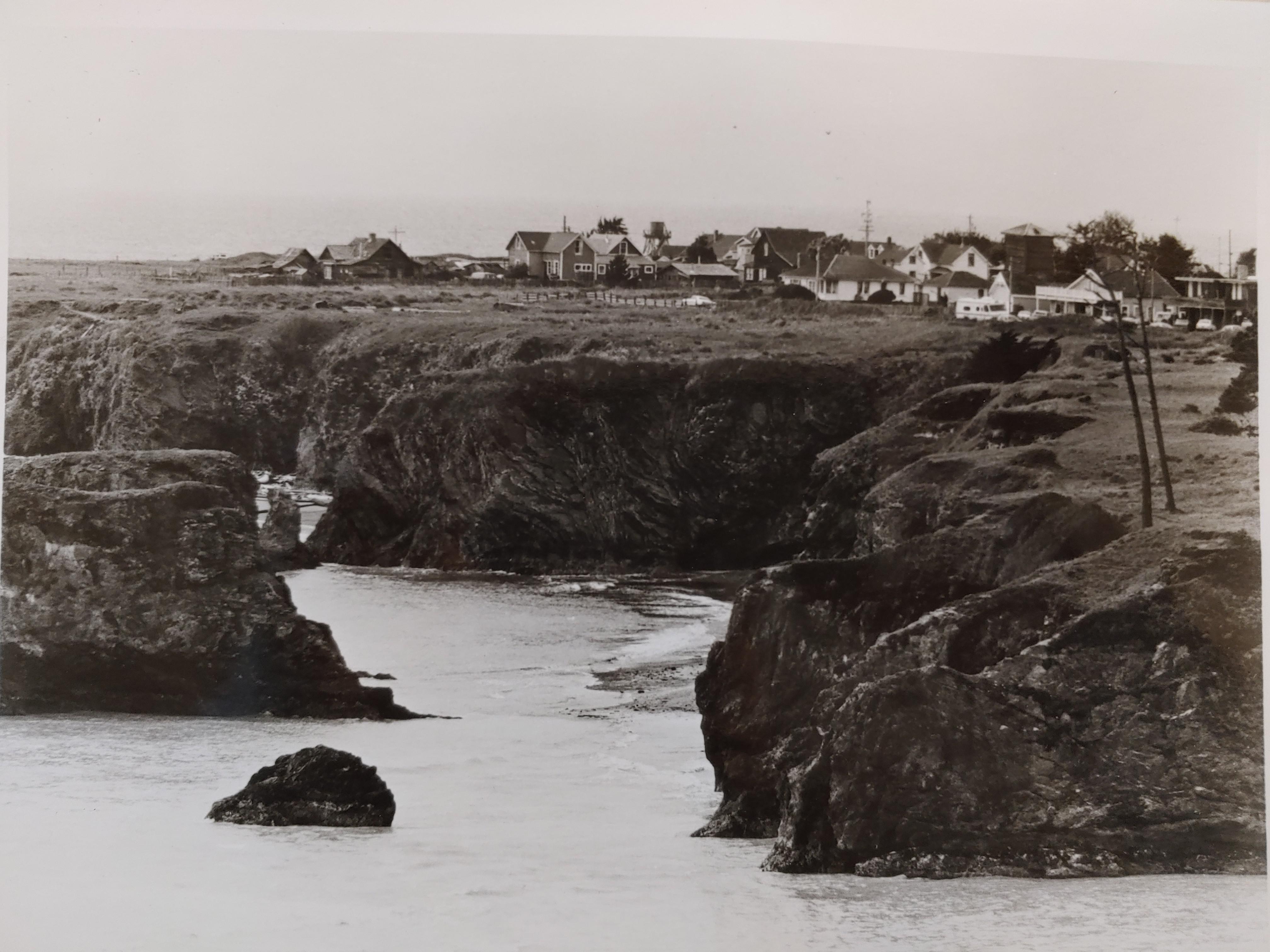 Mendocino CA Main St - any idea what year this could have been taken? | Scrolller